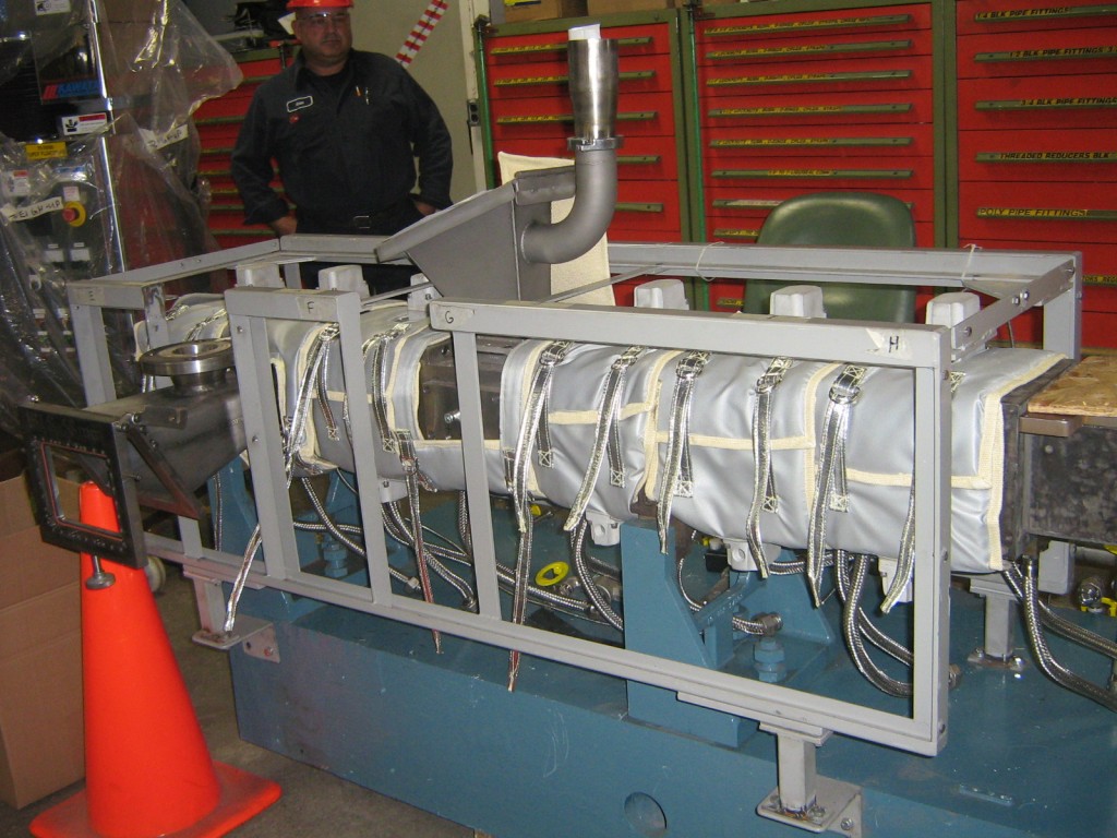 Fasteners for high temperature insulation covers and thermal protection ...